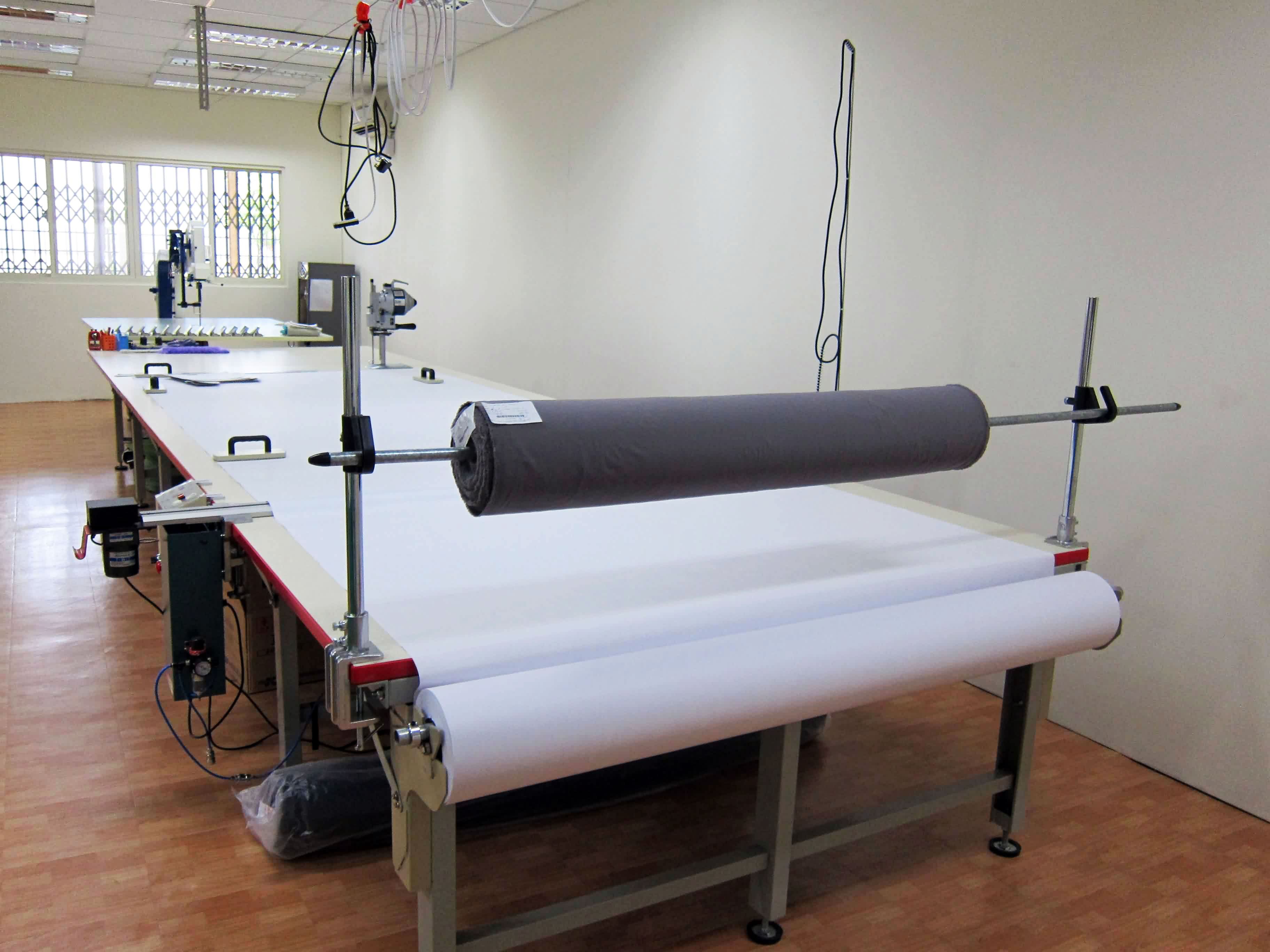 Assembled Cutter Table/ Cutting Table - 大千針車